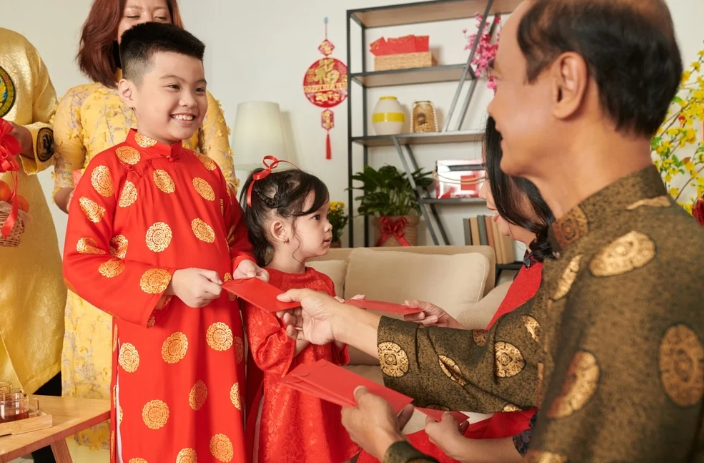 How to Experience Vietnam’s Vibrant Tet Holiday Like a Local – Vietnam ...