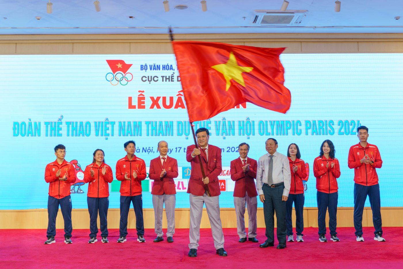Nestlé MILO đồng hành cùng Đoàn thể thao Việt Nam tham dự Olympic và ...